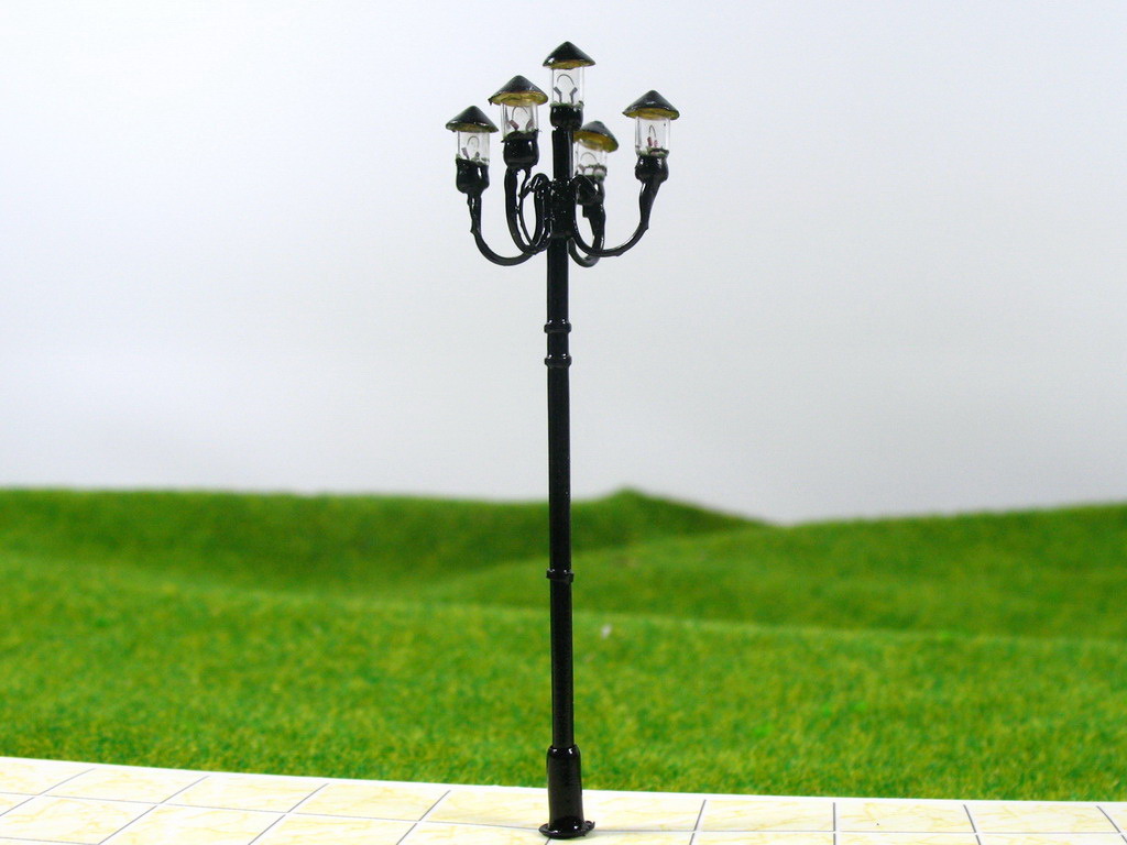 T52 6V 7cm Luminous Miniature Street Model Lamp Post Light for Train Layout